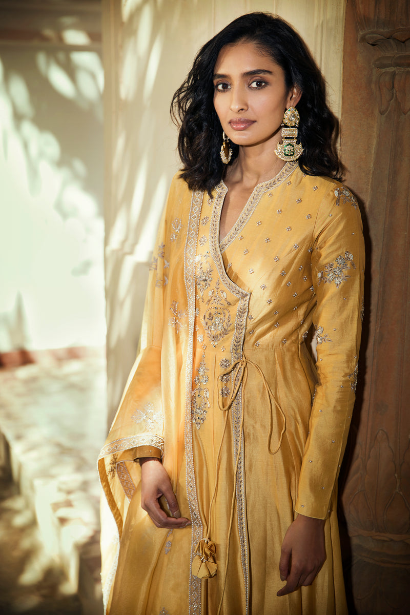 The Vintage Matysa Angrakha Farshi Kalidar in Sunflower – Matsya World